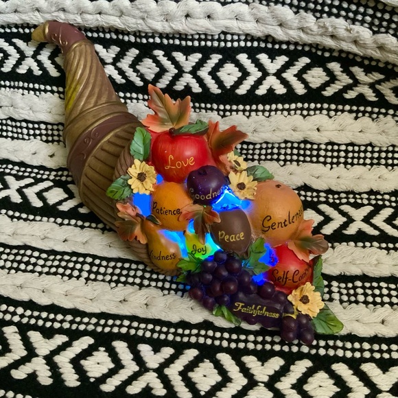 Collections Etc. | Holiday | Vintage Changing Color Light Cornucopia ...